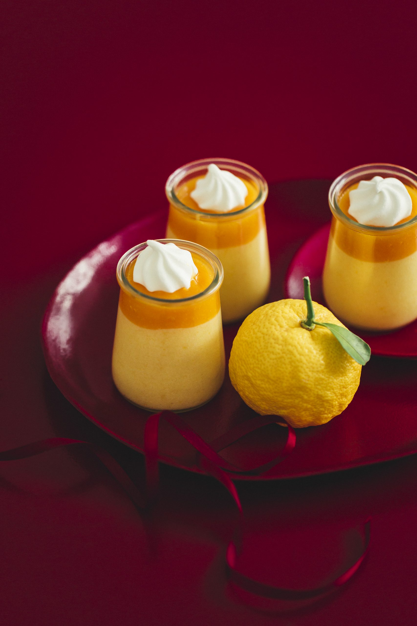 Recette mousse yuzu et coulis de mangue