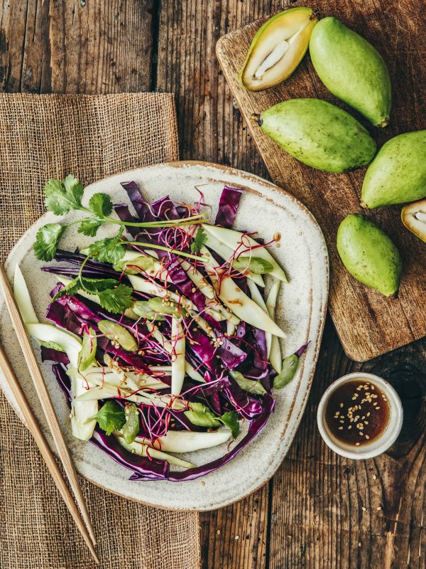 Recette Coleslow au chou rouge et à la mangue verte